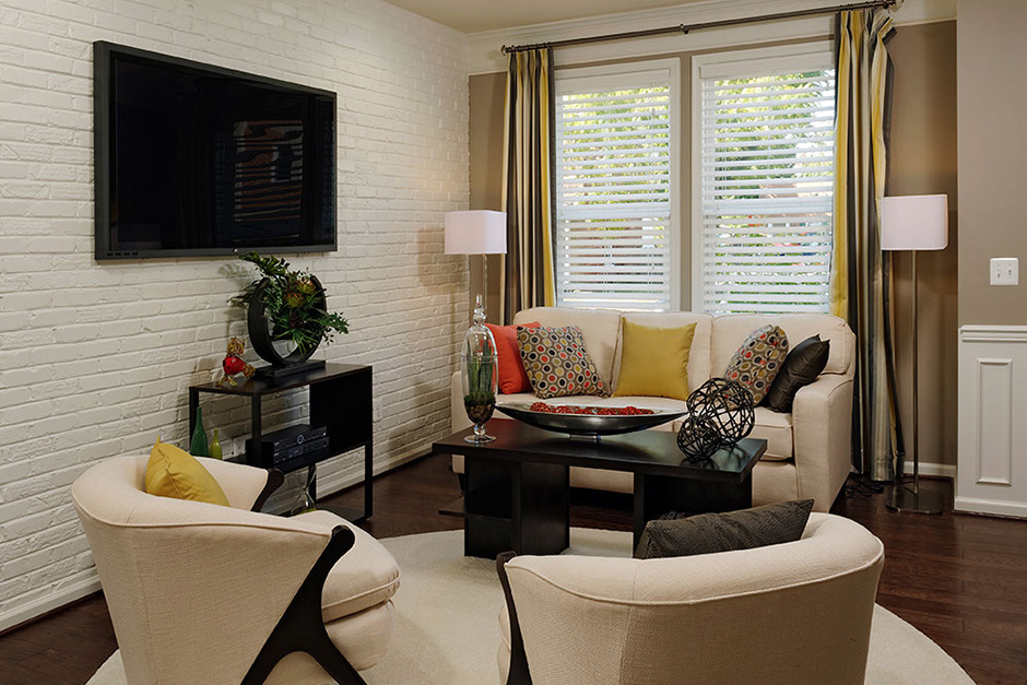 Olde Towne Square | Eastern Applicators