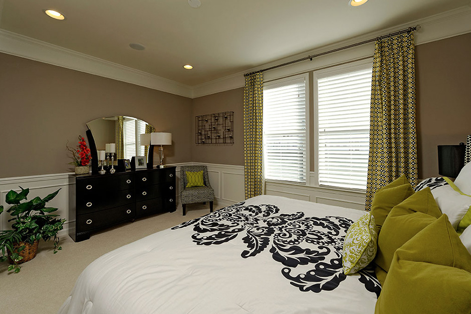 Olde Towne Square | Eastern Applicators