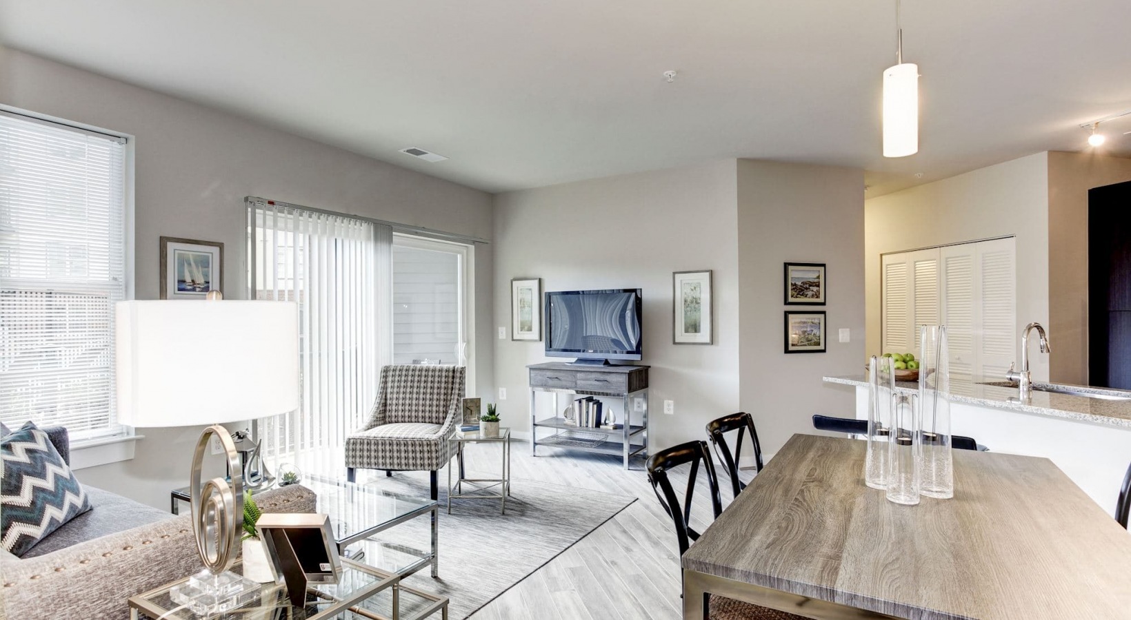 Rivergate South Apartments | Eastern Applicators